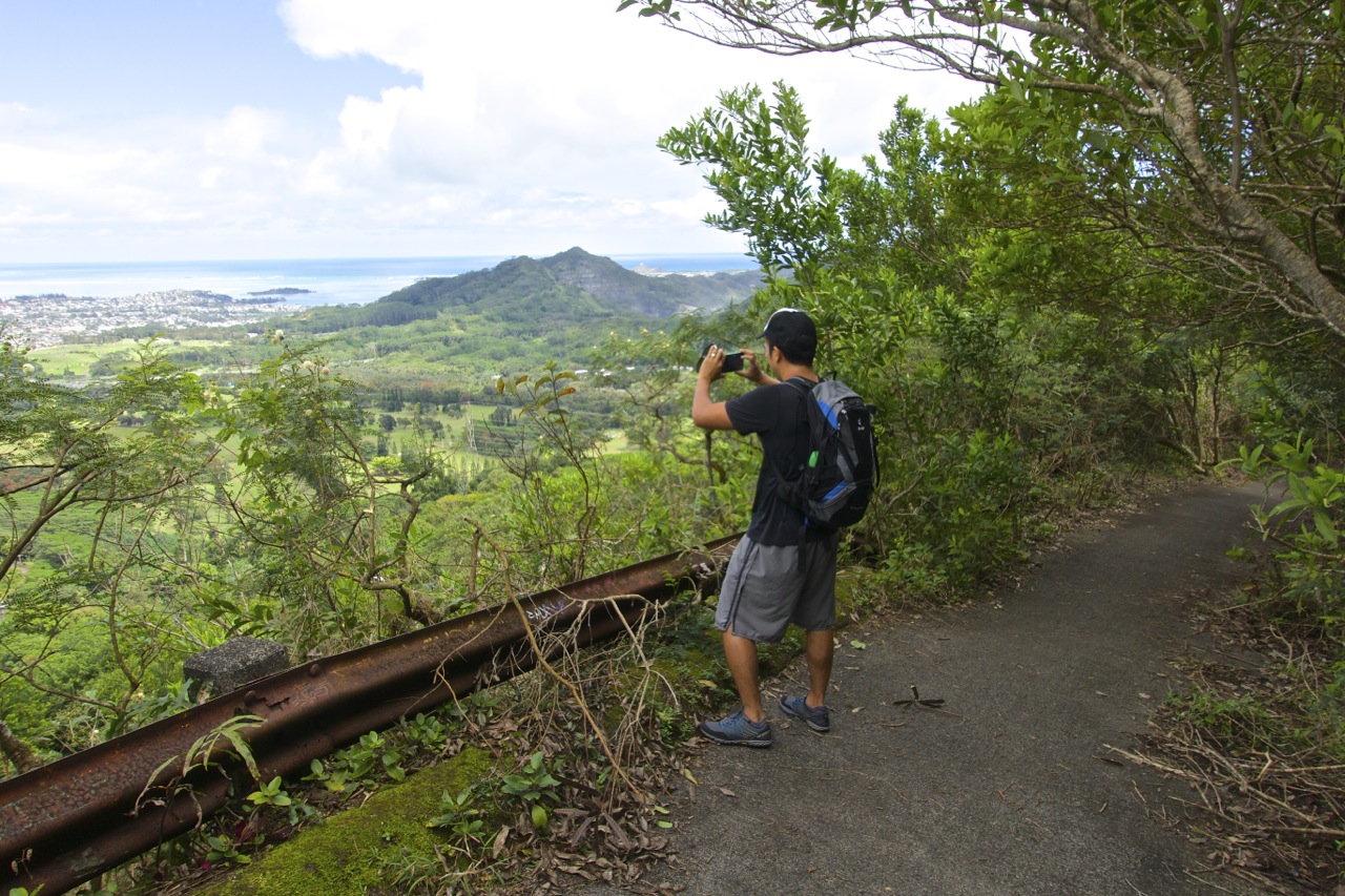 Ko'olau Hike: Golf Course to Pali Look-Out