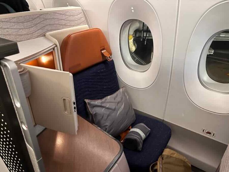 Turkish Airlines A350-900 Business Class Seattle to Istanbul Review ...