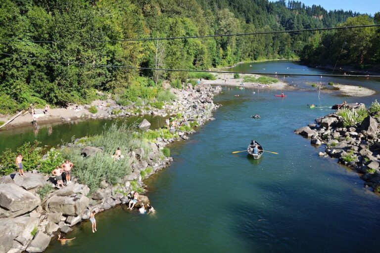 Scenic Drives to Central Oregon - Portland to Bend, Redmond, Sisters ...